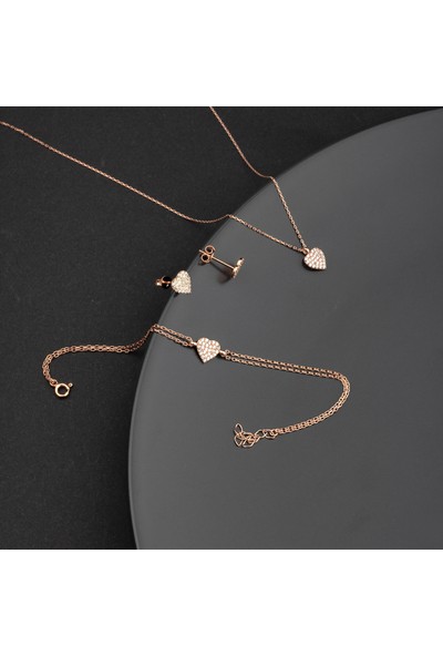 Miavi Silver 925 Ayar Gümüş Zirkon Taşlı Kalp Kolye Bileklik Küpe Takı Seti Miavi Silver 925 Ayar Gümüş Zirkon Taşlı Kalp Kolye Bileklik Küpe Takı Seti