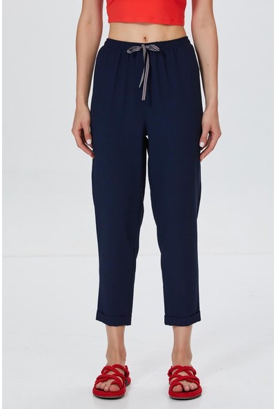 Beli Lastikli Double Paçalı Şerit Bağcıklı Pantolon 022-3502 Beli Lastikli Double Paçalı Şerit Bağcıklı Pantolon 022-3502