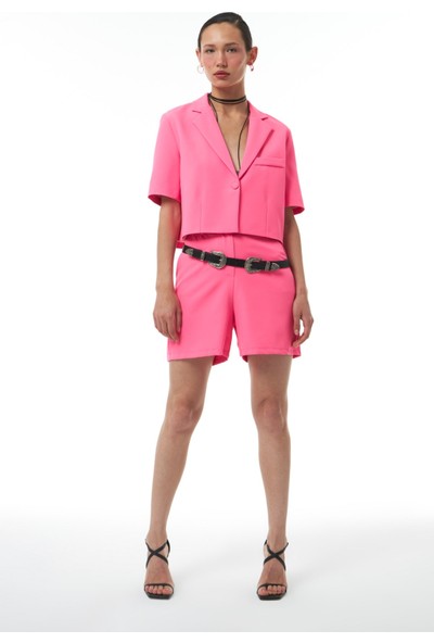 Quzu Kısa Kol Crop Blazer Ceket Neon Pembe Quzu Kısa Kol Crop Blazer Ceket Neon Pembe