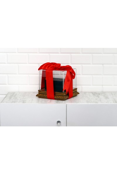 Mr.Dans Store Nişan Bohça Dekoratif Kutusu Aynalı Çerçeveli Altın Renk Pleksi Kutu Küçük Boy Mr.Dans Store Nişan Bohça Dekoratif Kutusu Aynalı Çerçeveli Altın Renk Pleksi Kutu Küçük Boy