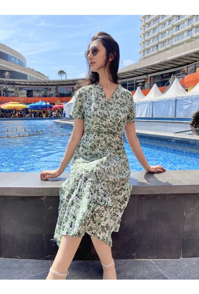 Blu Navy Elbise Blunavy , Viscon Çiçek Detaylı Elbise Blu Navy Elbise Blunavy , Viscon Çiçek Detaylı Elbise