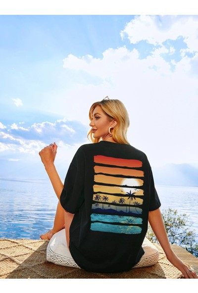 Blackrock Kadın Örme Palm Tree Basklı Siyah %100 Pamuk T-Shirt Blackrock Kadın Örme Palm Tree Basklı Siyah %100 Pamuk T-Shirt