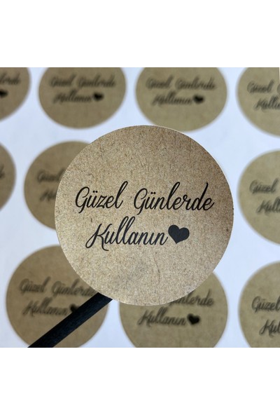 Etiketcim Kuşe Sticker 4X4CM 70 Adet - Güzel Günlerde Kullanın- Kraft Görünümlü Etiketcim Kuşe Sticker 4X4CM 70 Adet - Güzel Günlerde Kullanın- Kraft Görünümlü