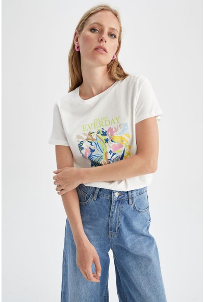 DeFacto Regular Fit Bisiklet Yaka Floral Kısa Kollu TIŞÖRT Y3570AZ22SM