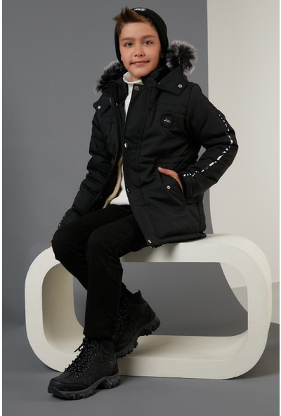 Lela Yakası Suni Kürklü Peluş Astarlı Kapüşonlu Kışlık Mont Erkek Çocuk Mont 6036056