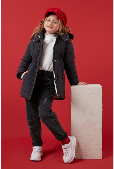 Lela Yakası Suni Kürklü Peluş Astarlı Kapüşonlu Cepli Mont Kız Çocuk Mont 6035030