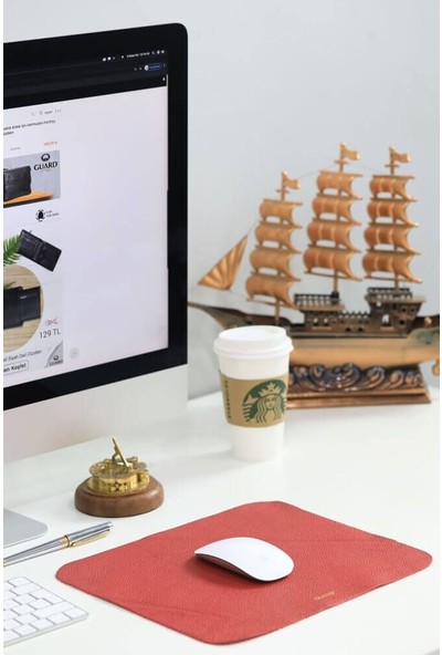 Asyaclub Hakiki Deri Kırmızı Mouse Pad Asyaclub Hakiki Deri Kırmızı Mouse Pad