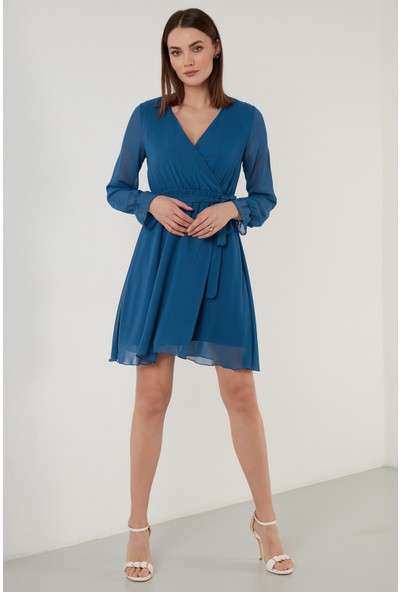 Lela Kruvaze Yaka Bağlama Detaylı Şifon Mini Elbise Bayan Elbise 6051467 Lela Kruvaze Yaka Bağlama Detaylı Şifon Mini Elbise Bayan Elbise 6051467