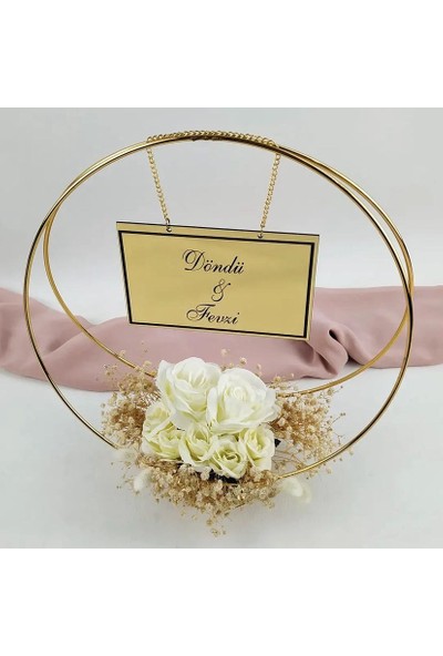 Dolunay Store Altın Masaüstü Yuvarlak Metal Pleksi Isimlikli Çiçekli Dekor Obje Dolunay Store Altın Masaüstü Yuvarlak Metal Pleksi Isimlikli Çiçekli Dekor Obje