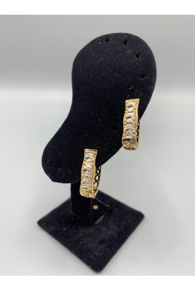 Bujiteri Dükkanı Gold Renk Damla Taşlı U Model Küpe Bujiteri Dükkanı Gold Renk Damla Taşlı U Model Küpe