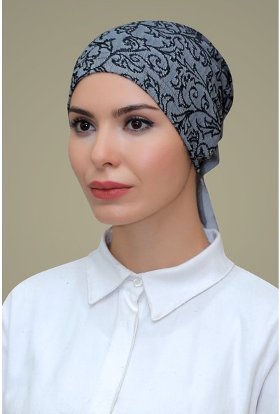 Hürrem Bone Gri Pratik Hazır Geçmeli Tesettür Bone Jakarlı Desenli Güllü 1202_15 Hürrem Bone Gri Pratik Hazır Geçmeli Tesettür Bone Jakarlı Desenli Güllü 1202_15
