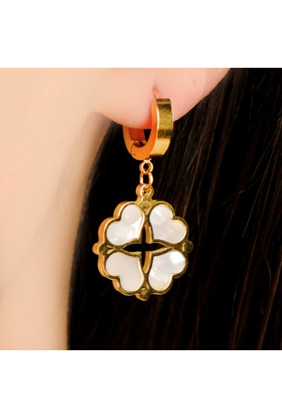 Sedefli Dörtlü Kalp Kararmaz Çelik Çiçek Kadın Küpe