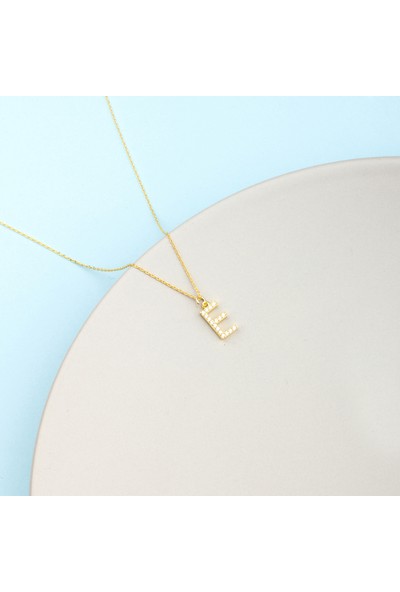 925 Ayar Gümüş E Harf Kolye 925 Ayar Gümüş E Harf Kolye