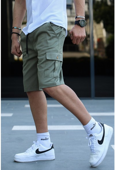 Madmext Haki Basic Kargo Cep Erkek Kapri Şort 5467 Madmext Haki Basic Kargo Cep Erkek Kapri Şort 5467