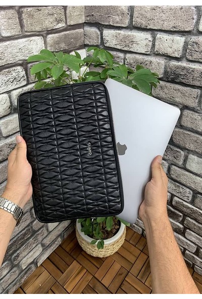 Asyaclub Hakiki Deri Siyah Nakış Desen Clutch Çanta Macbook Pro 13 Inç Laptop Kılıfı Asyaclub Hakiki Deri Siyah Nakış Desen Clutch Çanta Macbook Pro 13 Inç Laptop Kılıfı