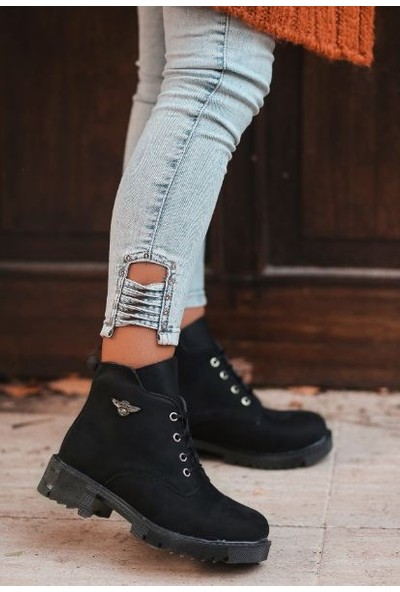 Anna Siyah Süet Bot