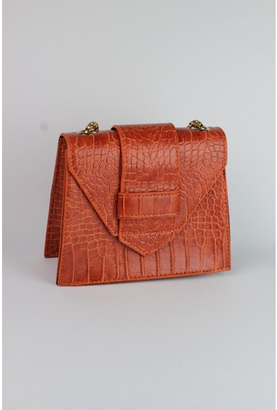 Kadın Çanta Zincir Askılı Önyüzü Üçgen Detay Kadın Hediyelik Şık Çanta Kadın Çanta Zincir Askılı Önyüzü Üçgen Detay Kadın Hediyelik Şık Çanta