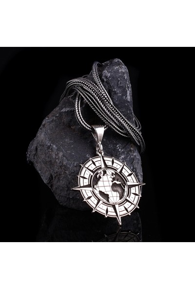 Takı925 Dünya Haritası Işlemeli 925 Ayar Gümüş Kolye Takı925 Dünya Haritası Işlemeli 925 Ayar Gümüş Kolye