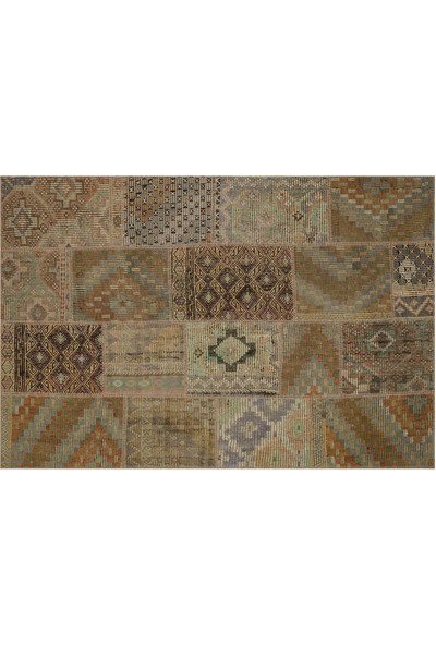 El Dokuma Eskitme Patchwork Halı 160 x 230 cm 2024 El Dokuma Eskitme Patchwork Halı 160 x 230 cm 2024