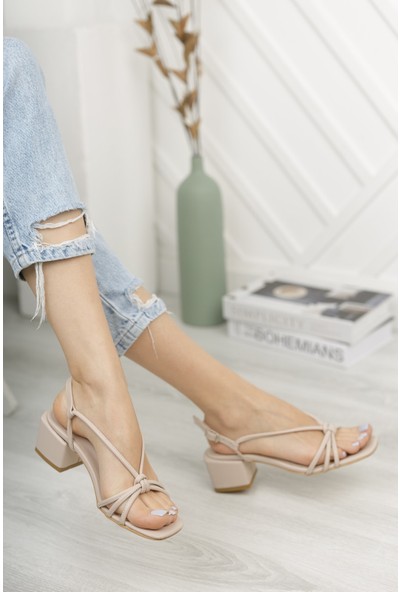 Diardi Kadın Nude Günlük Sandalet Diardi Kadın Nude Günlük Sandalet