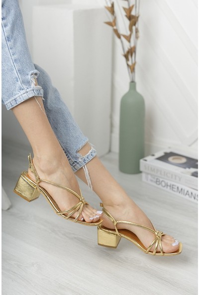 Diardi Kadın Gold Günlük Sandalet Diardi Kadın Gold Günlük Sandalet