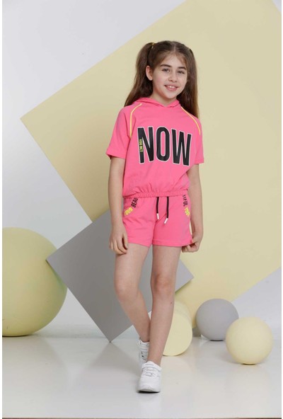 Pina Kids Now Baskılı Şortlu Kız Çocuk Yazlık Takım Rahat Kesim Pina Kids Now Baskılı Şortlu Kız Çocuk Yazlık Takım Rahat Kesim