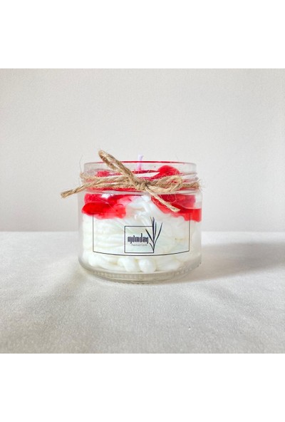 Mumdan Candle Jel Soslu Çilekli Kremalı Kavanoz Soya Mum Candle Mumdan Candle Jel Soslu Çilekli Kremalı Kavanoz Soya Mum Candle