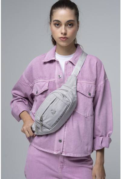 United Colors Of Benetton Benetton Kadın Bel Çantası Gri BNT718 United Colors Of Benetton Benetton Kadın Bel Çantası Gri BNT718