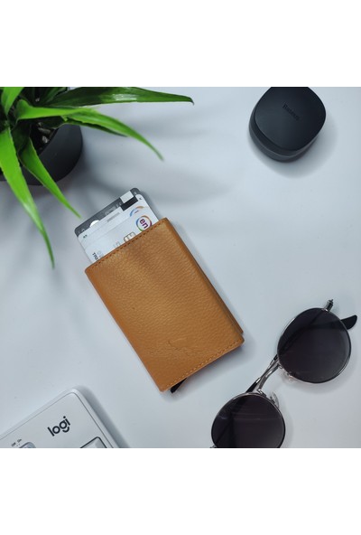 Karali Deri Premium Erkek Deri Açık Kahverengi Kartlık Mekanizmalı Mıknatıslı Karali Deri Premium Erkek Deri Açık Kahverengi Kartlık Mekanizmalı Mıknatıslı