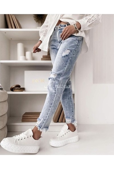 Yırtık Kot Pantolon 2624