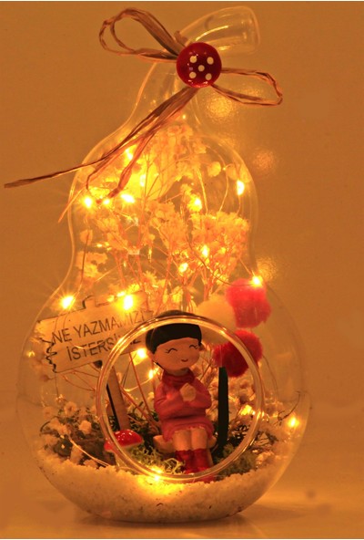 Burdan Eve Kişiye Özel Kız Arkadaşa Hediye Isme Özel Kişiselleştirilebilir Yapay Çiçekli Işıklı Teraryum Burdan Eve Kişiye Özel Kız Arkadaşa Hediye Isme Özel Kişiselleştirilebilir Yapay Çiçekli Işıklı Teraryum