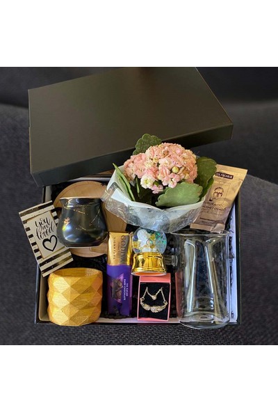 Regalo Dolu Dolu Hediye Seti Anneye Hediye Sevgiliye Hediye Doğum Günü Özel Gün Hediye Seti Regalo Dolu Dolu Hediye Seti Anneye Hediye Sevgiliye Hediye Doğum Günü Özel Gün Hediye Seti