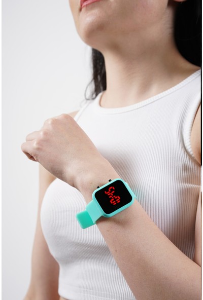 Adissa Kadın Dijital Kol Saati Adissa Kadın Dijital Kol Saati