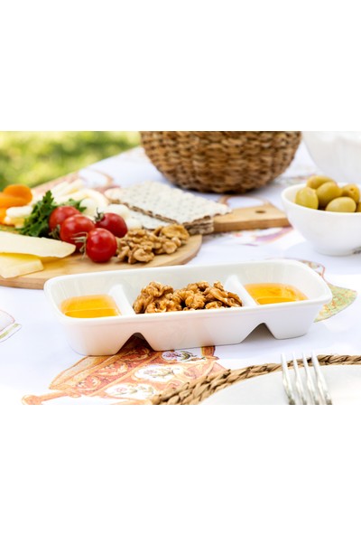 Madame Coco New Petit Concept 3 Bölmeli Sunum Tabağı - 20,5x9,8x3,5 cm Madame Coco New Petit Concept 3 Bölmeli Sunum Tabağı - 20,5x9,8x3,5 cm