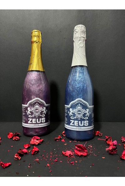 Zeus os zeus Simli Alkolsuz Şampanya Yabanmesini ve Böğürtlen Aromalı Içecek Zeus os zeus Simli Alkolsuz Şampanya Yabanmesini ve Böğürtlen Aromalı Içecek