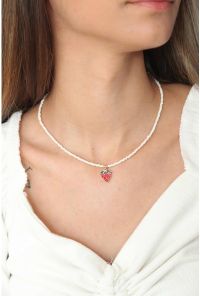 Clariss Çilek Figürlü Beyaz Boncuklu Kadın Kolye