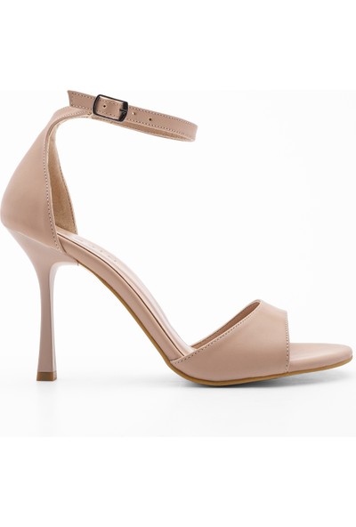 Marjin Kadın Topuklu Ayakkabı Bantlı Bilekten Kemerli Ince Ökçe Topuklu Sandalet Korte Marjin Kadın Topuklu Ayakkabı Bantlı Bilekten Kemerli Ince Ökçe Topuklu Sandalet Korte