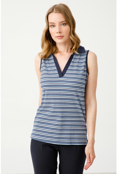 On Polo Yaka Çizgi Desenli Bluz