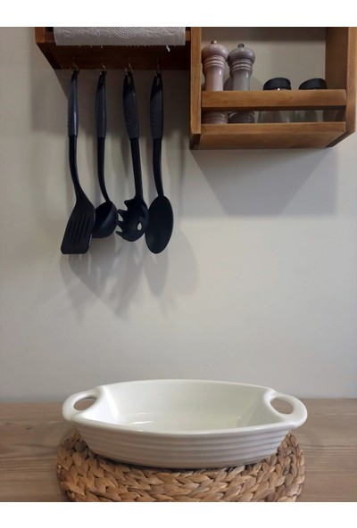 Beyaz Oval Kulplu Fırın Kabı 19X34CM