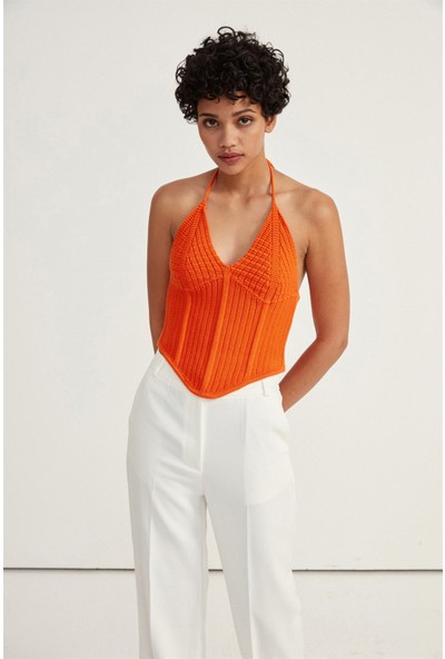 Vatkalı Boyundan Bağlamalı Triko Crop Top Turuncu Vatkalı Boyundan Bağlamalı Triko Crop Top Turuncu
