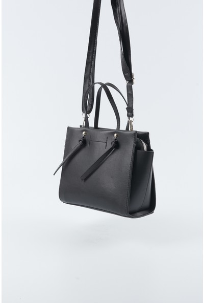 Crocos Kadın Turuncu Şık ve Sade Fermuar Kapama Deri Askılı Omuz ve El Çantası Crocos Kadın Turuncu Şık ve Sade Fermuar Kapama Deri Askılı Omuz ve El Çantası