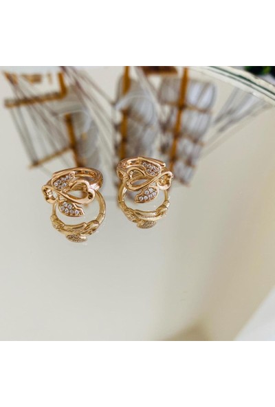 Stainless Steel Kuğu Temalı Çelik Küpe