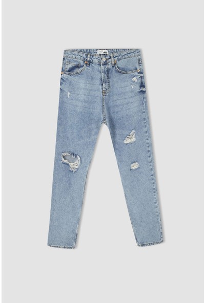 DeFacto Loose Fit Normal Bel Kısa Paça Yırtık Detaylı Jean PANTOLON Y1209AZ22SM DeFacto Loose Fit Normal Bel Kısa Paça Yırtık Detaylı Jean PANTOLON Y1209AZ22SM