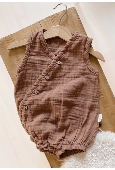 Cigit Kruvaze Yaka Zıbın 0-3 Yaş Kahverengi Cigit Kruvaze Yaka Zıbın 0-3 Yaş Kahverengi