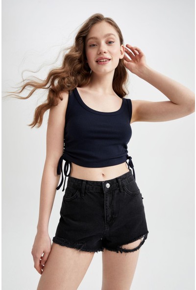 DeFacto Coool Fitted Yan Büzgülü Crop Atlet Y6527AZ22SM DeFacto Coool Fitted Yan Büzgülü Crop Atlet Y6527AZ22SM