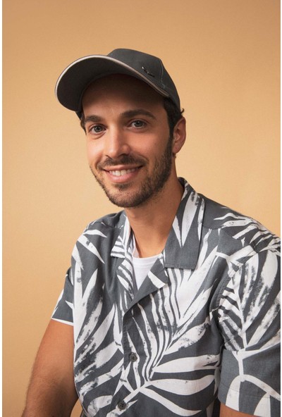 DeFacto Erkek Beyzbol Basketbol Şapkası N4495AZ22SM DeFacto Erkek Beyzbol Basketbol Şapkası N4495AZ22SM