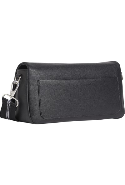 Calvin Klein K60K609304 Siyah Kadın Çapraz Çanta