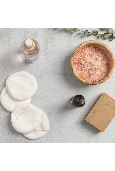 SB SizinBazar 3 Adet Beyaz Yıkanabilir Makyaj Temizleme Pedi SB SizinBazar 3 Adet Beyaz Yıkanabilir Makyaj Temizleme Pedi