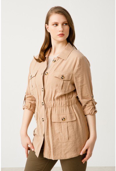 Ekol Yakalı Kapak Cepli Trençkot Ekol Yakalı Kapak Cepli Trençkot