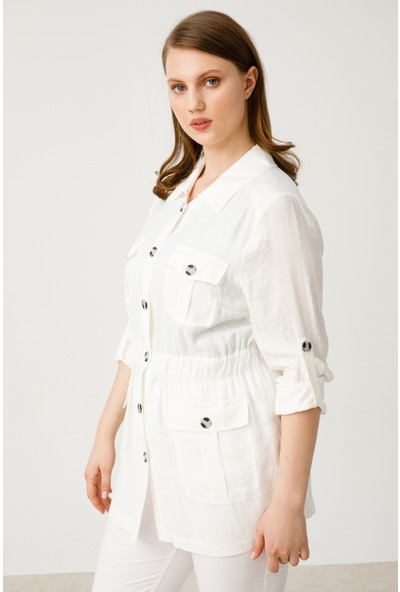 Ekol Yakalı Kapak Cepli Trençkot Ekol Yakalı Kapak Cepli Trençkot